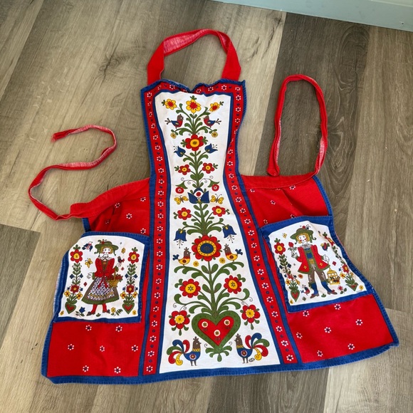 Kolf | Other | Vintage Kids Kolf Austria Folk Art Full Apron | Poshmark
